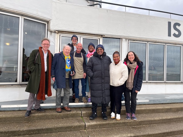 Ray Howard MBE, Jeevan Vasagar and South African Delegation | Various ...