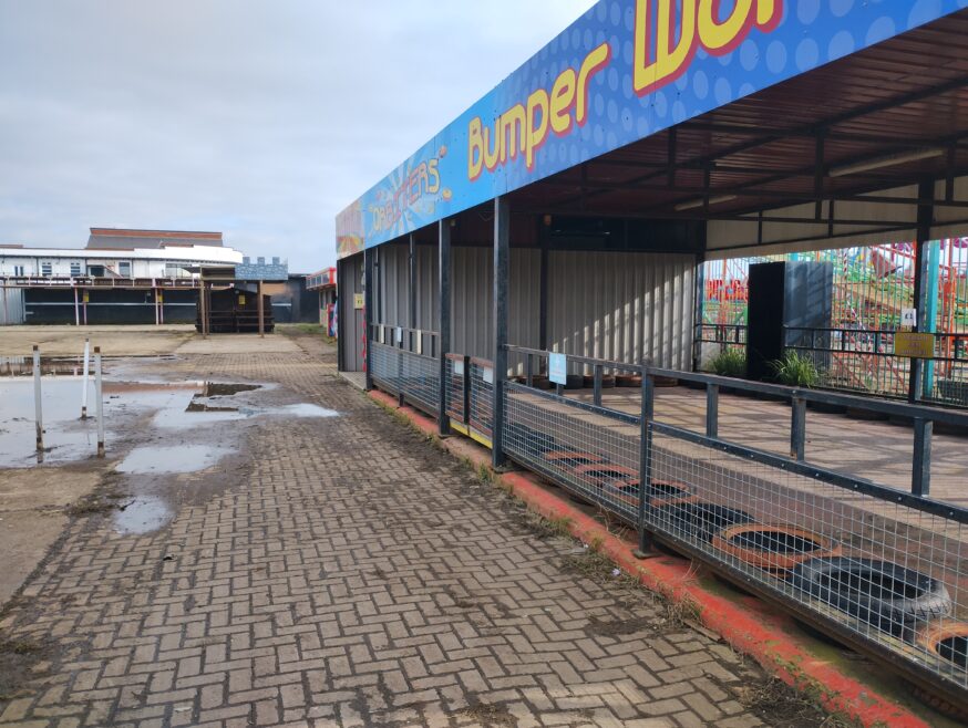 Empty fun fair site. | Leisure Island Fun Park Closes it's doors ...
