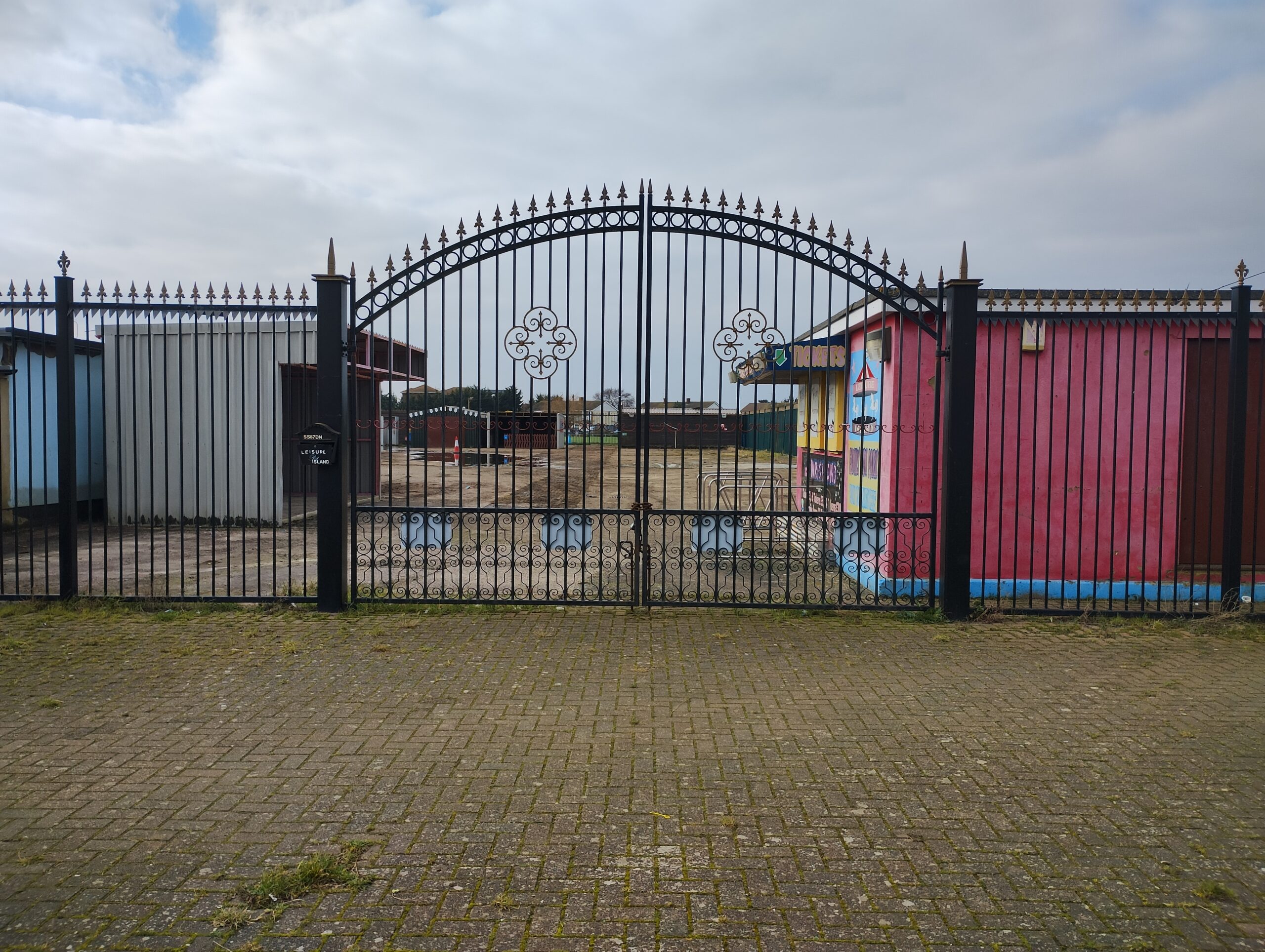 Empty fun fair site. | Leisure Island Fun Park Closes it's doors ...