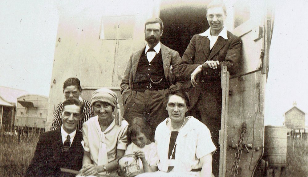 The Knott Family at Brier Holme | Caravans and Carriages, Knott Family ...